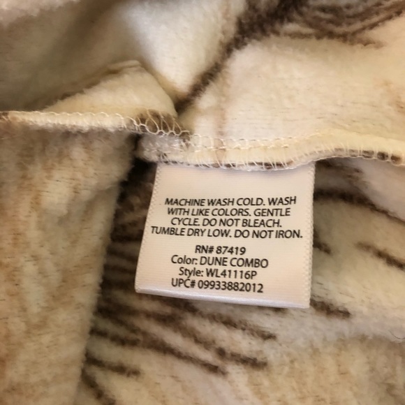 White Stag | Tops | White Stag Fleece Top Size L | Poshmark